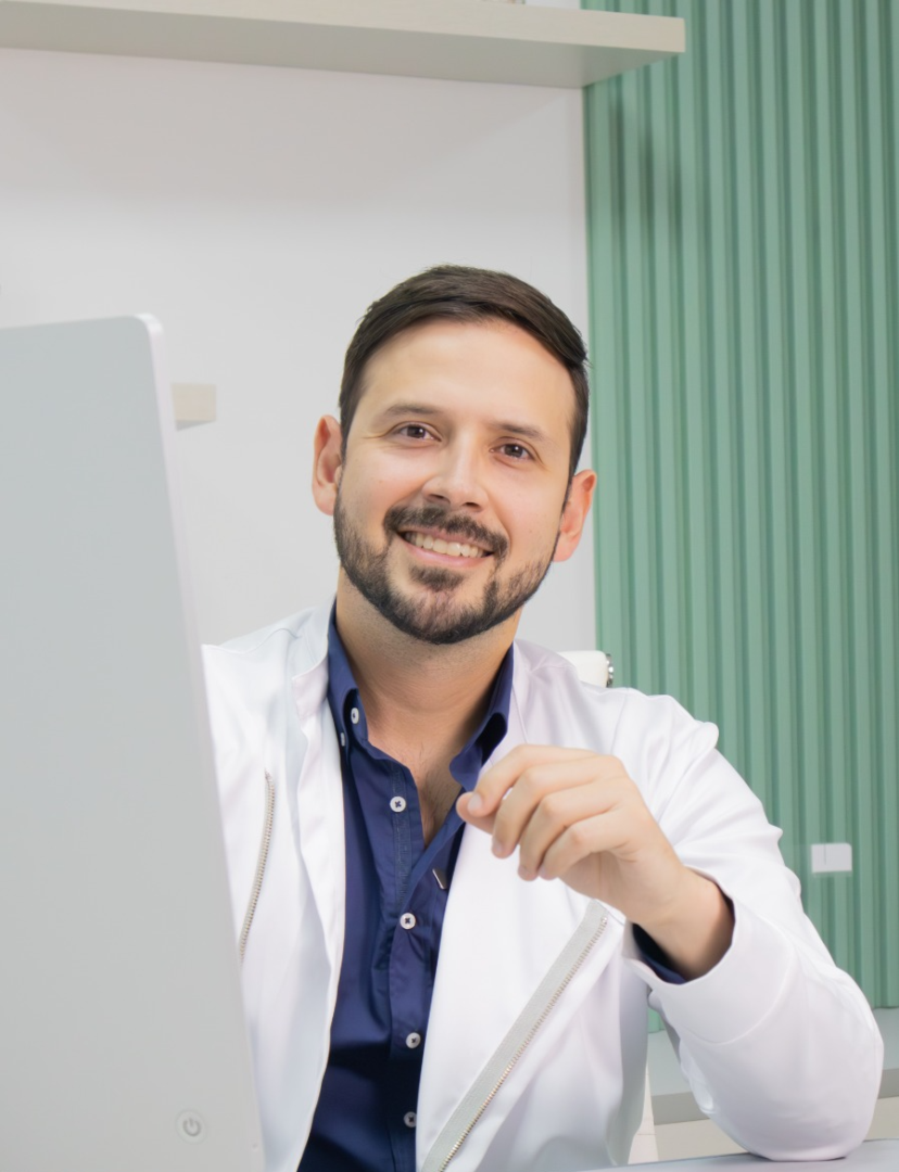 Dr. Rolf Smit: especialista en Cirugía Plástica, Estética y ...